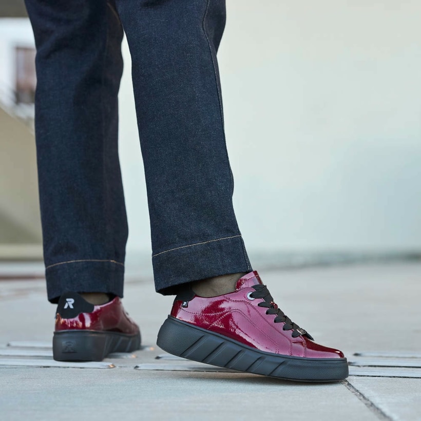 Chaussures vernies | Élégance brillante pour femmes