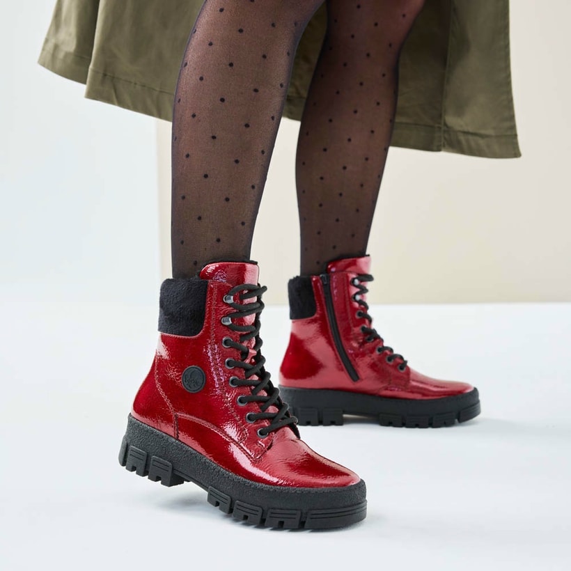 Chaussures vernies | Élégance brillante pour femmes